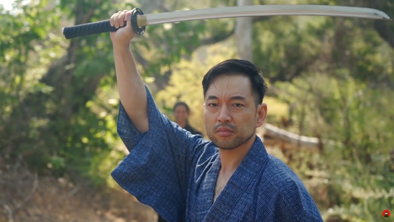 Ghost of Tsushima: ator de Jin arrisca golpes de katana