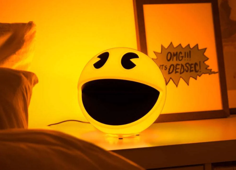 Luminárias gamer para enfeitar seu setup na Amazon Brasil