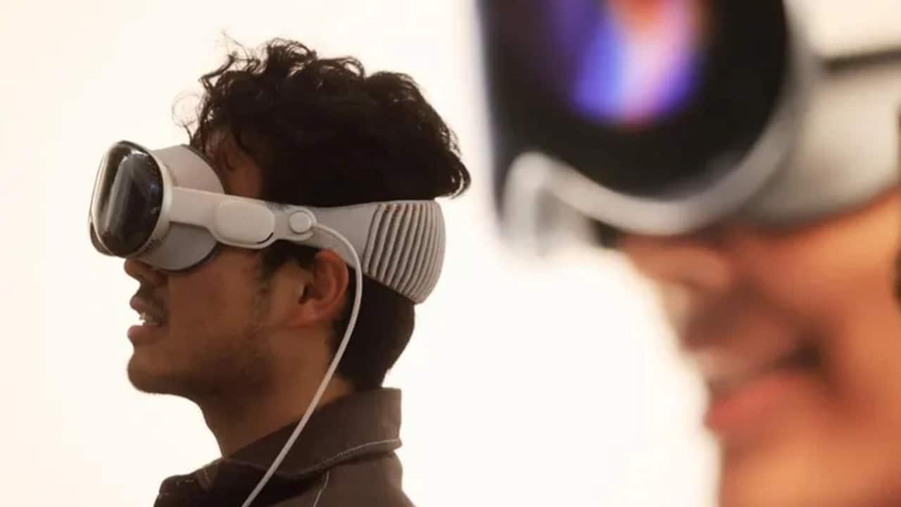 Mas já? Apple Vision Pro 2 deve aparecer no fim de 2026